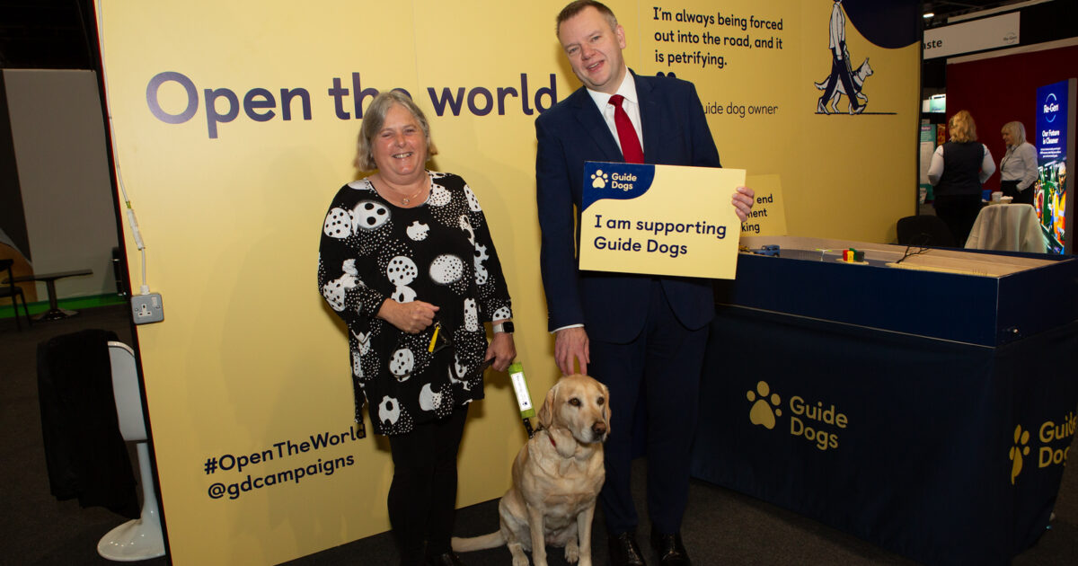 Nick Thomas-Symonds MP helps open the world for people with vision ...